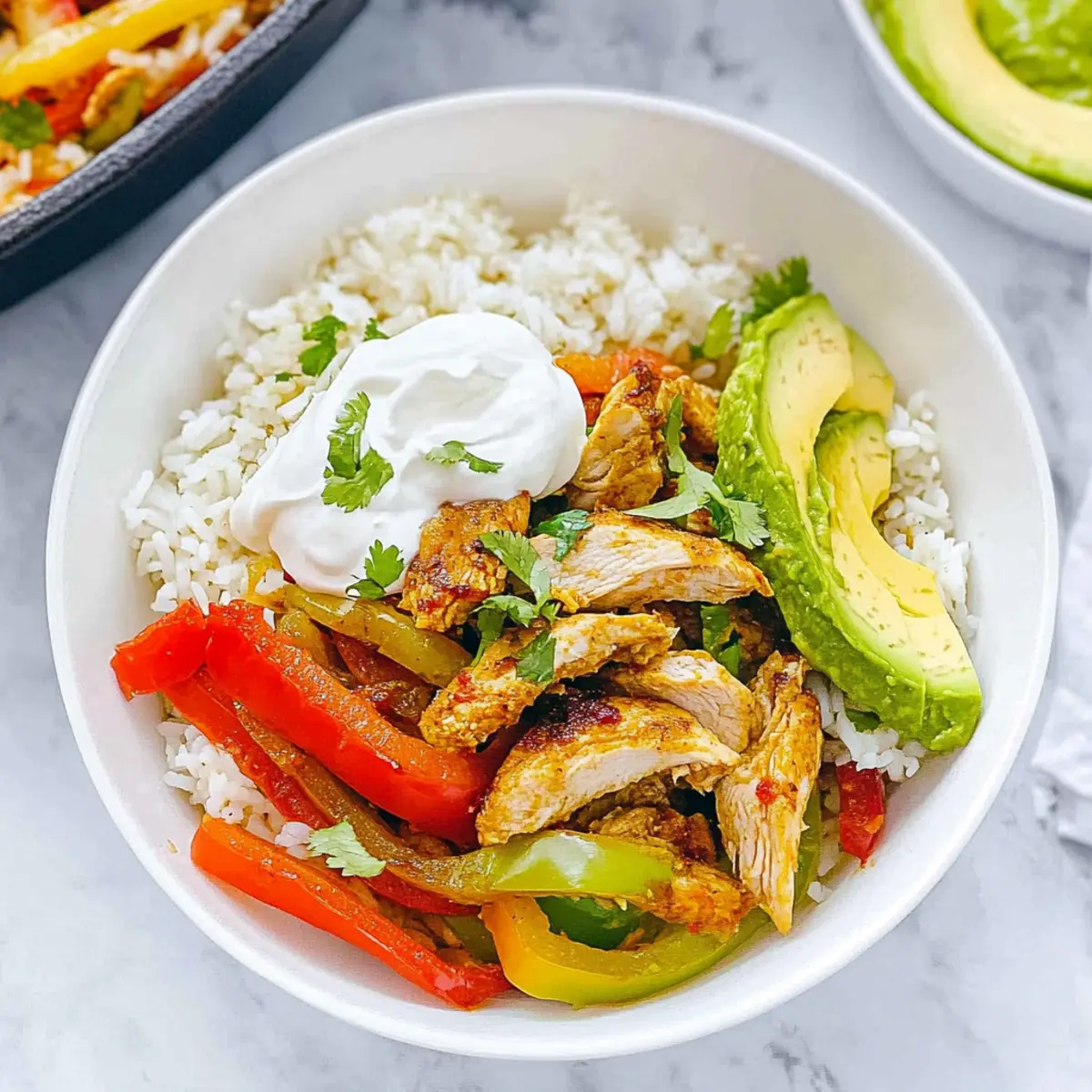Ultimate Chicken Fajita Rice Bowl for Quick Weeknight Dinners – ALFREDO ...